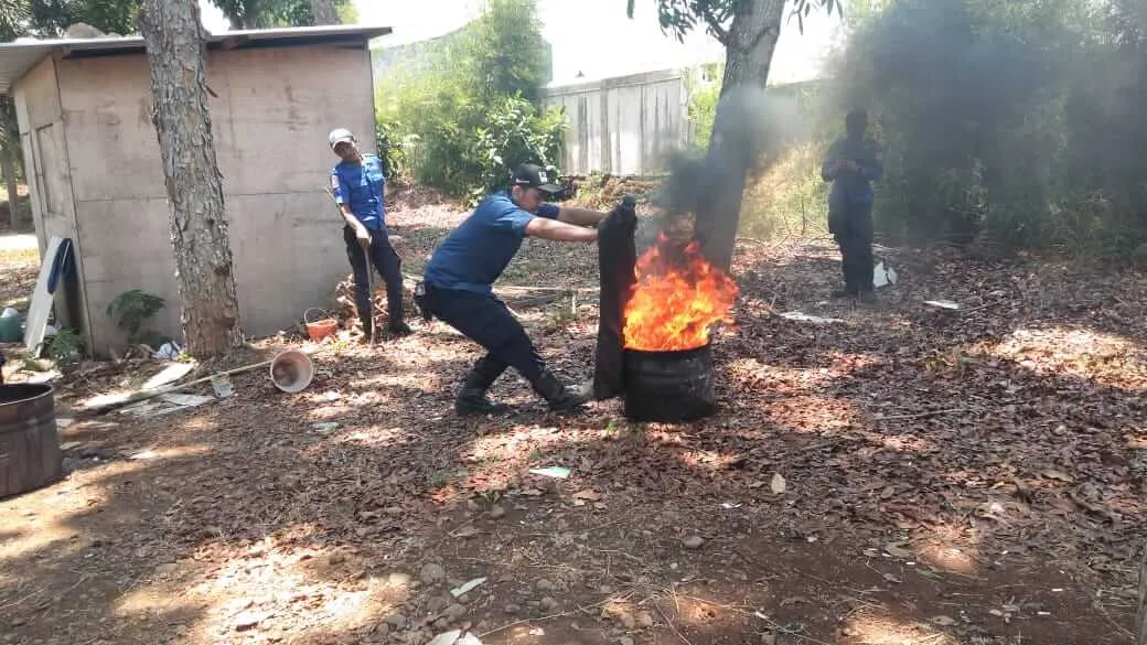 Sosialisasi APAR (Alat Pemadam Api Ringan) dan LB3 (Limbah Bahan ...